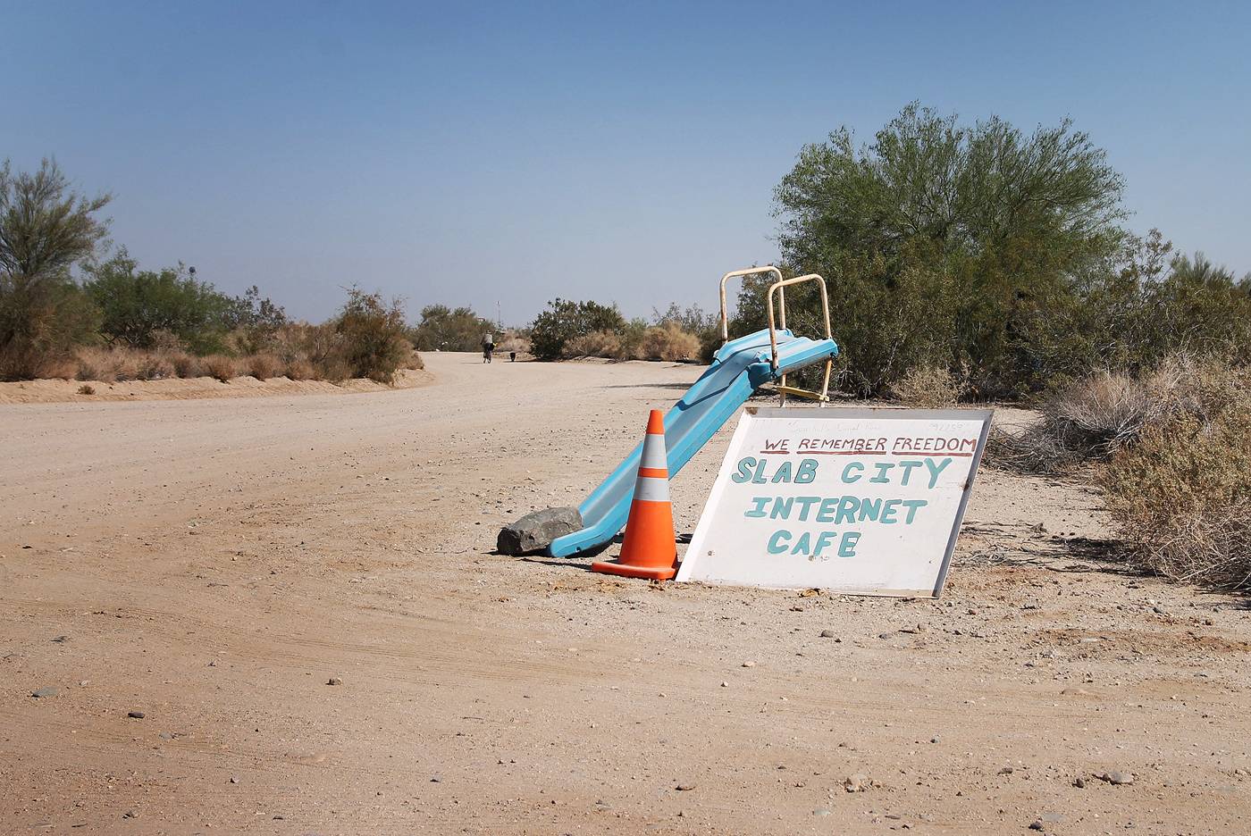 Visit Slab City: a community living off the grid with no rules- Hidden CA