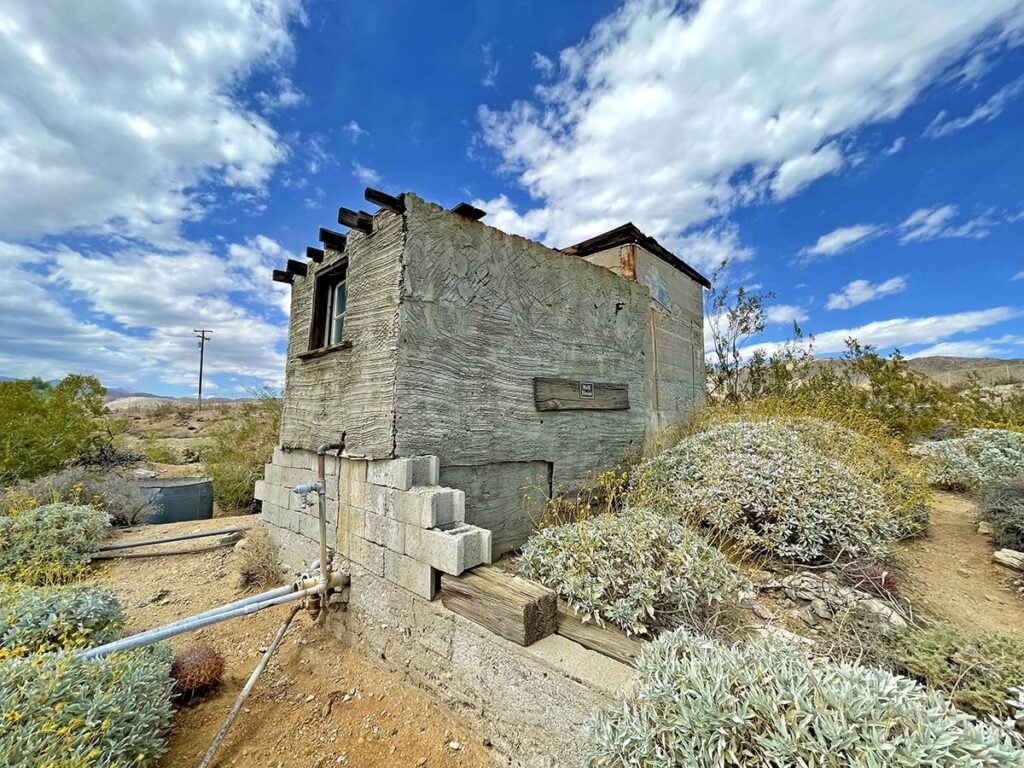 Cabot's Pueblo Museum - Hidden California
