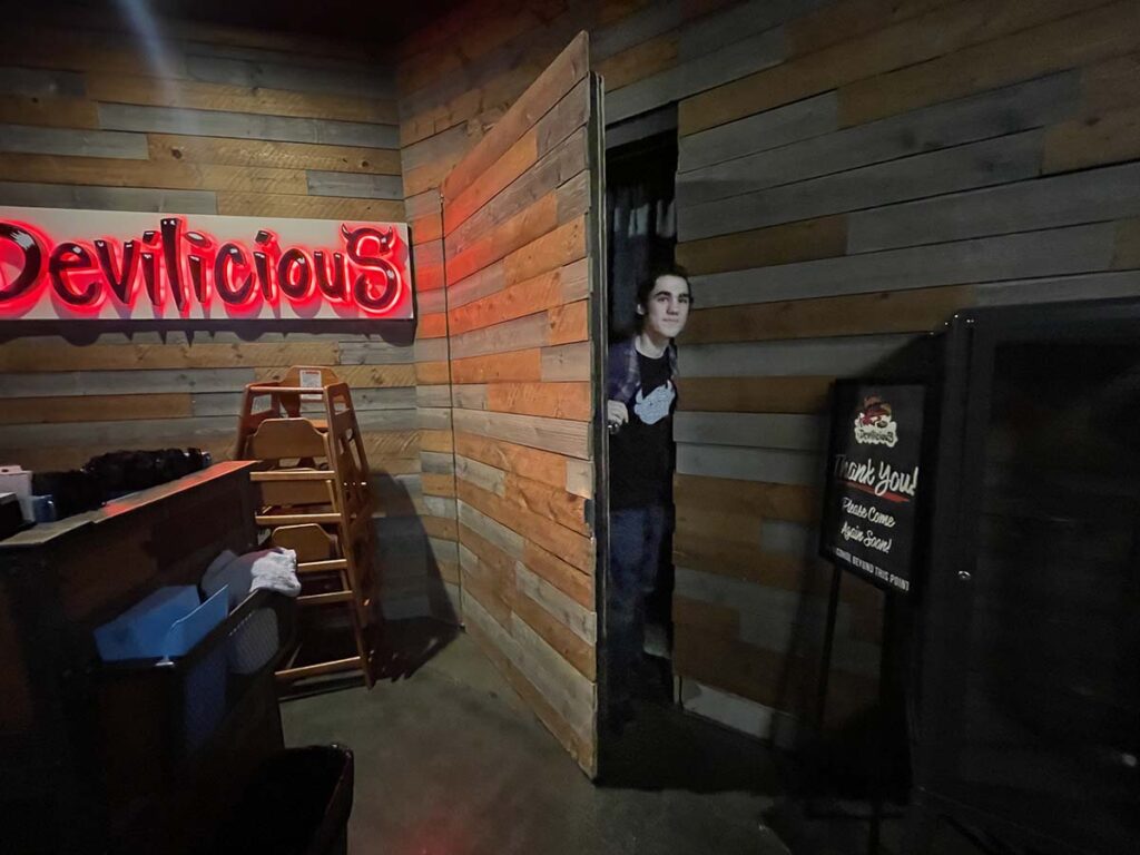 Apparition Room - Hidden California